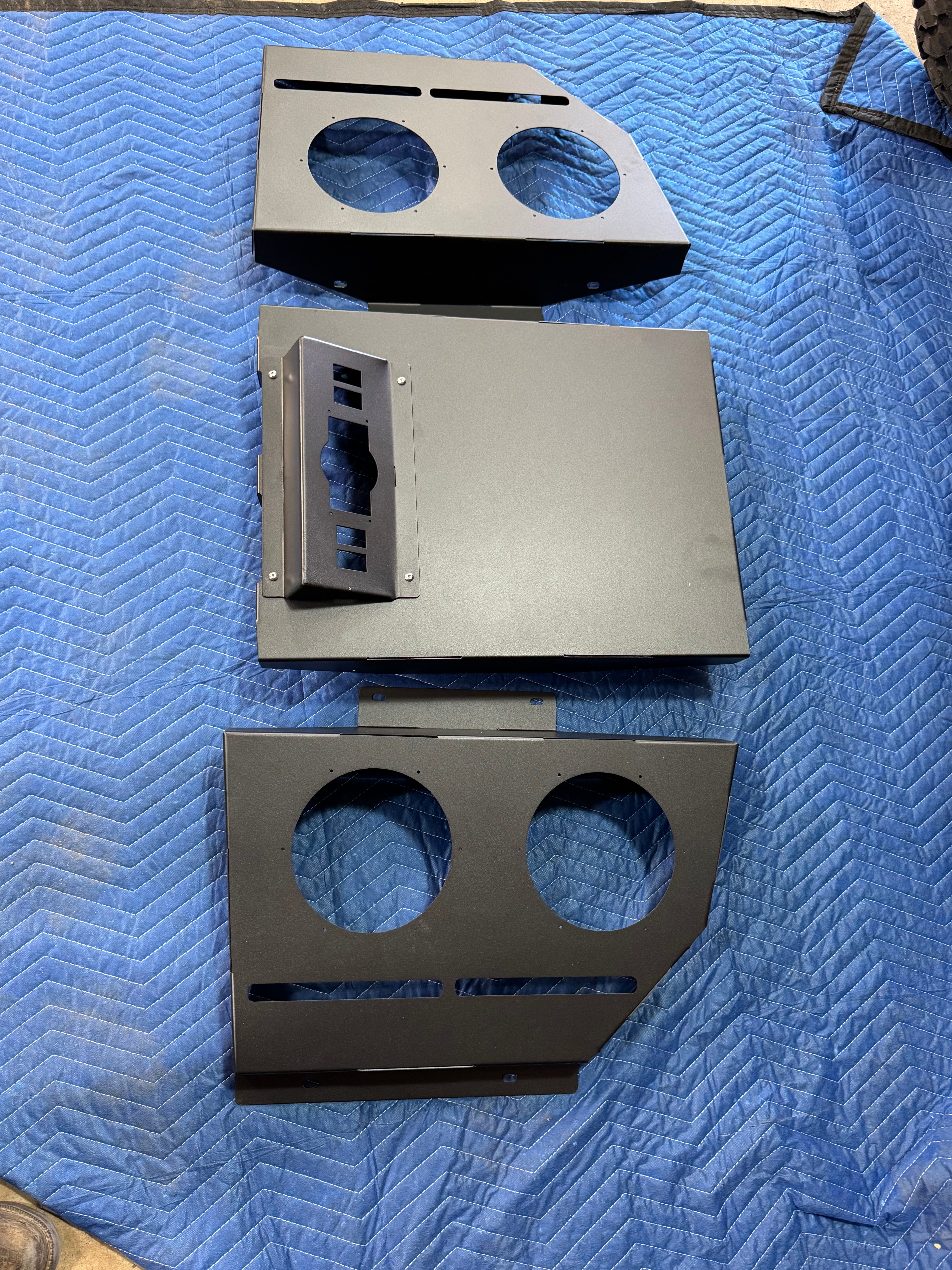 MAV R ROOF PAN – ES Mobile Audio